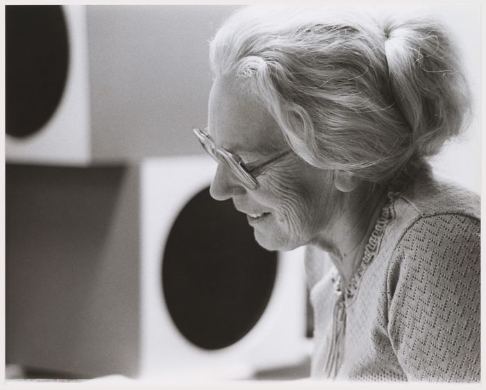 Promotional documents and professional recognition - Victor Prus fonds ...